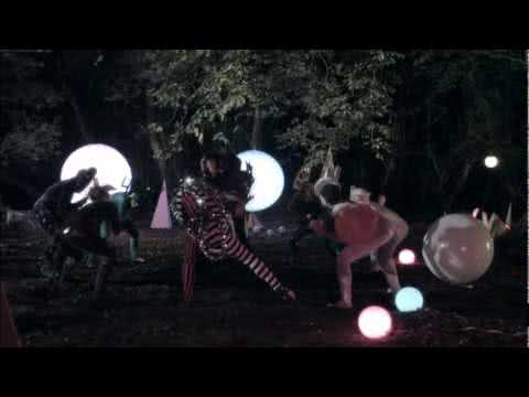 Rain (Mika) –[Multimedia-English videos]